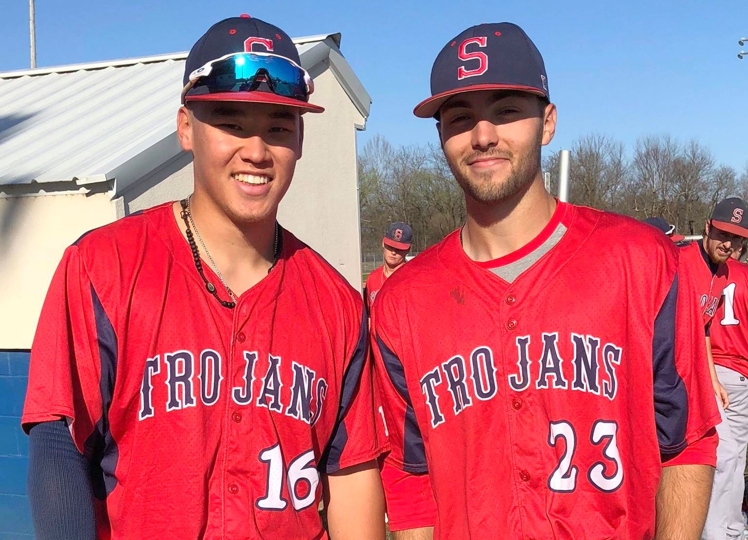 Les « 5 » étaient frimés pour le duo one-two punch Archer Brookman-Marc ...